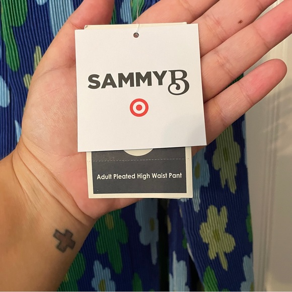 Target | Pants & Jumpsuits | Nwt Target X Sammy B Pleated Pants | Poshmark